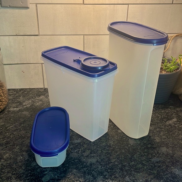 Tupperware | Kitchen | Blue Lovers Vintage Tupperware Storage ...